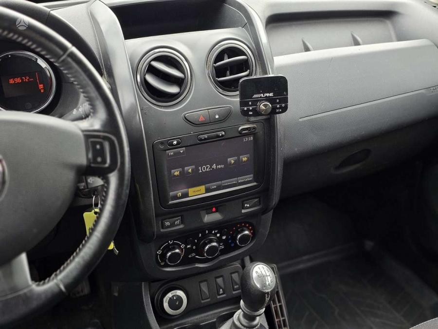 Brown Dacia Duster 2015 in Rokiskis, with an engine capacity of 1.46 L and mileage of 170 thousand km for 5450 €, photo 11 on AUTOMOTO.COM.LV