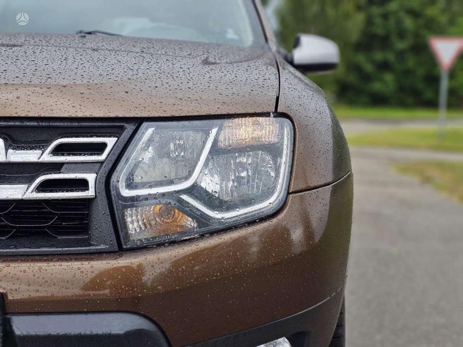 Brown Dacia Duster 2015 in Rokiskis, with an engine capacity of 1.46 L and mileage of 170 thousand km for 5450 €, photo 14 on AUTOMOTO.COM.LV