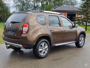 Brown Dacia Duster 2015 in Rokiskis, with an engine capacity of 1.46 L and mileage of 170 thousand km for 5450 €, photo 17 on AUTOMOTO.COM.LV