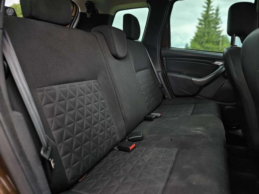 Brown Dacia Duster 2015 in Rokiskis, with an engine capacity of 1.46 L and mileage of 170 thousand km for 5450 €, photo 20 on AUTOMOTO.COM.LV