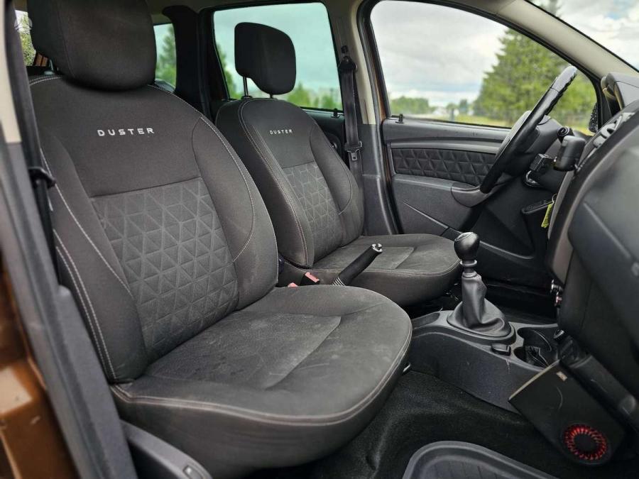 Brown Dacia Duster 2015 in Rokiskis, with an engine capacity of 1.46 L and mileage of 170 thousand km for 5450 €, photo 22 on AUTOMOTO.COM.LV