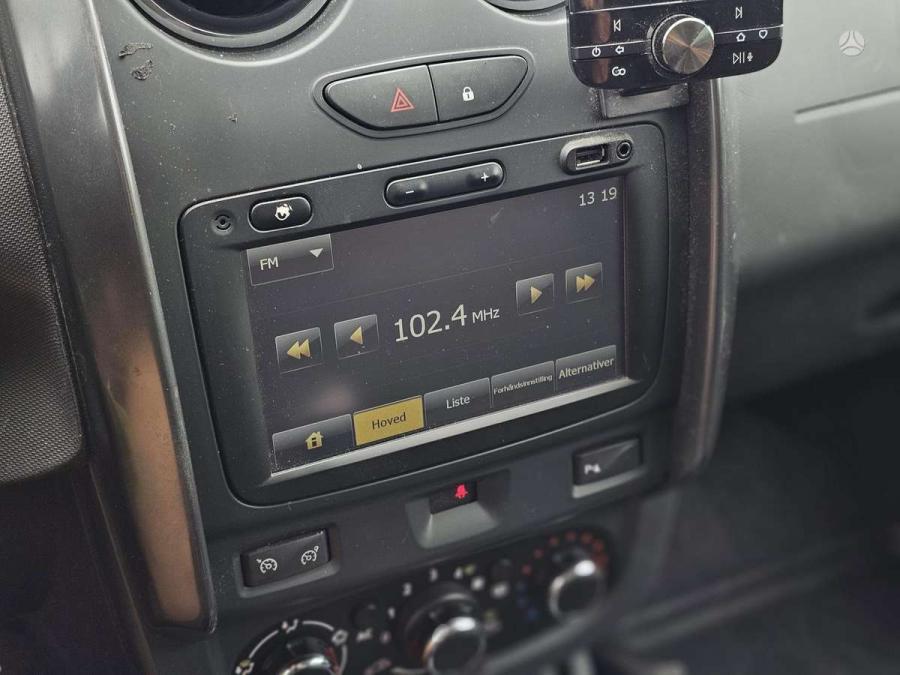 Brown Dacia Duster 2015 in Rokiskis, with an engine capacity of 1.46 L and mileage of 170 thousand km for 5450 €, photo 23 on AUTOMOTO.COM.LV