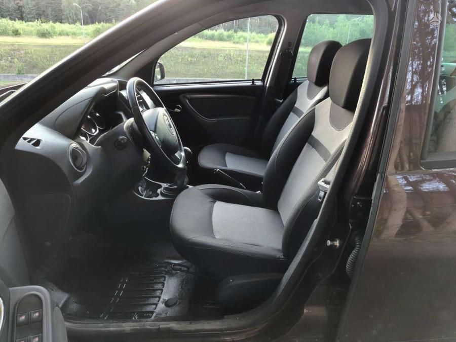 Brūns Dacia Duster 2016 Viļņa, ar dzinēja tilpumu 1.46 L un nobraukumu 156 tūkst. km par 3650 €, foto 16 vietnē AUTOMOTO.COM.LV