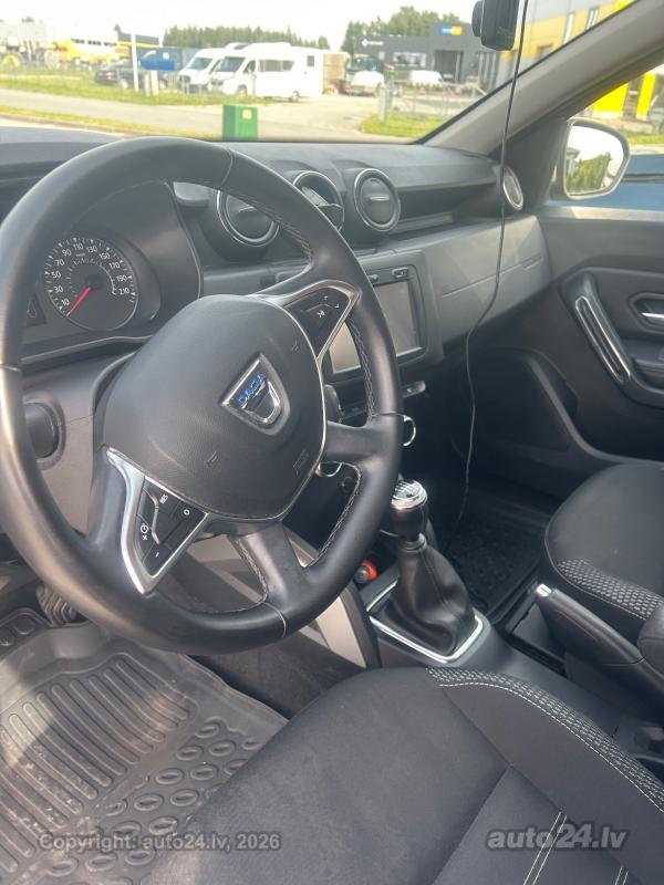 Brown Dacia Duster 2018 in Tallinn, with an engine capacity of 1.50 L and mileage of 138 thousand km for 11200 €, photo 4 on AUTOMOTO.COM.LV
