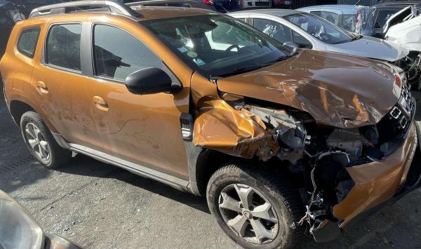 Brūns Dacia Duster 2018 Tauragė, ar dzinēja tilpumu 1.46 L un nobraukumu 131 tūkst. km par 5900 €, foto 2 vietnē AUTOMOTO.COM.LV