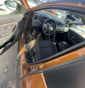 Brūns Dacia Duster 2018 Tauragė, ar dzinēja tilpumu 1.46 L un nobraukumu 131 tūkst. km par 5900 €, foto 5 vietnē AUTOMOTO.COM.LV