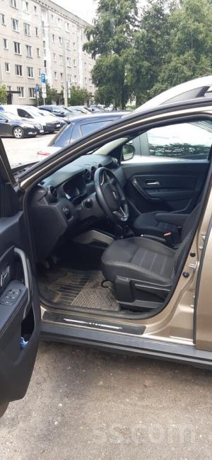 Brown Dacia Duster 2018 in Riga, with an engine capacity of 1.60 L and mileage of 76 thousand km for 9800 €, photo 5 on AUTOMOTO.COM.LV