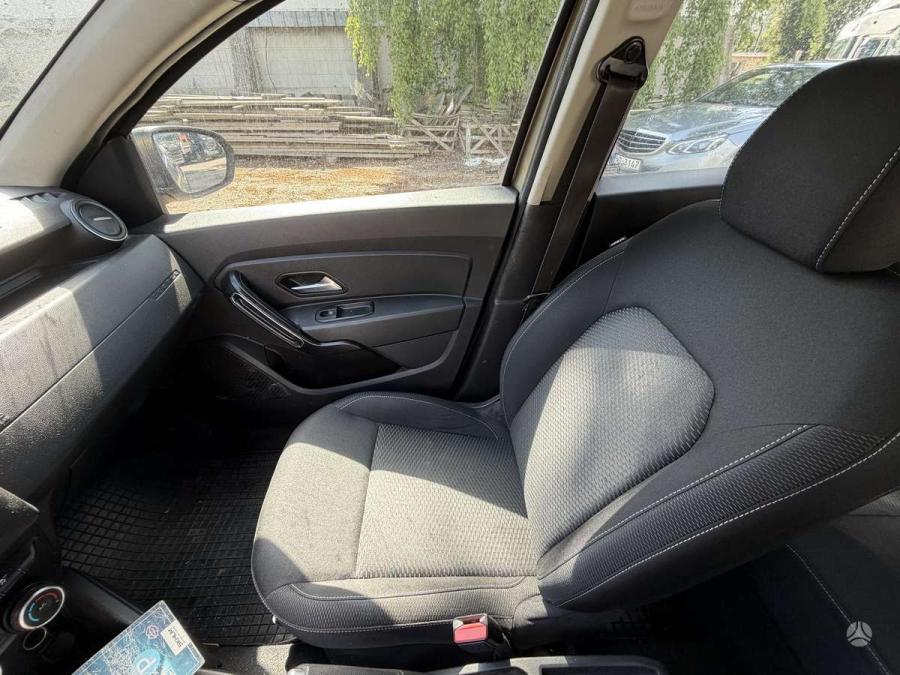 Brūns Dacia Duster 2018 Rīga, ar dzinēja tilpumu 0.00 L un nobraukumu 90 tūkst. km par 7200 €, foto 10 vietnē AUTOMOTO.COM.LV