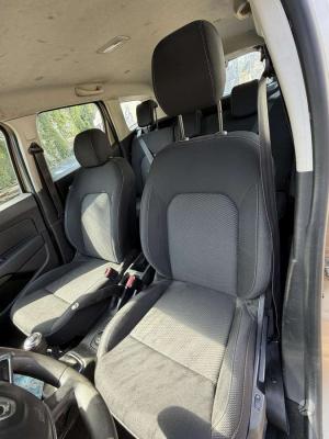 Brūns Dacia Duster 2018 Rīga, ar dzinēja tilpumu 0.00 L un nobraukumu 90 tūkst. km par 7200 €, foto 11 vietnē AUTOMOTO.COM.LV