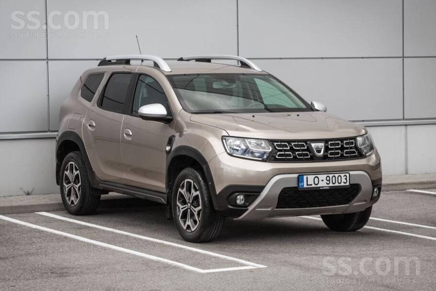 Brown Dacia Duster 2018 in Riga, with an engine capacity of 1.60 L and mileage of 76 thousand km for 10990 €, photo 4 on AUTOMOTO.COM.LV