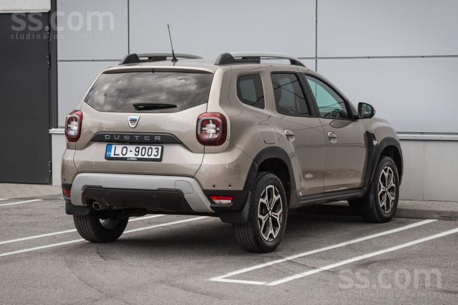 Brown Dacia Duster 2018 in Riga, with an engine capacity of 1.60 L and mileage of 76 thousand km for 10990 €, photo 6 on AUTOMOTO.COM.LV