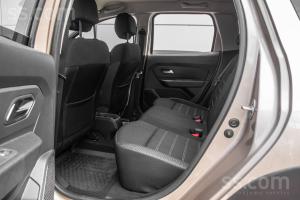 Brown Dacia Duster 2018 in Riga, with an engine capacity of 1.60 L and mileage of 76 thousand km for 10990 €, photo 12 on AUTOMOTO.COM.LV