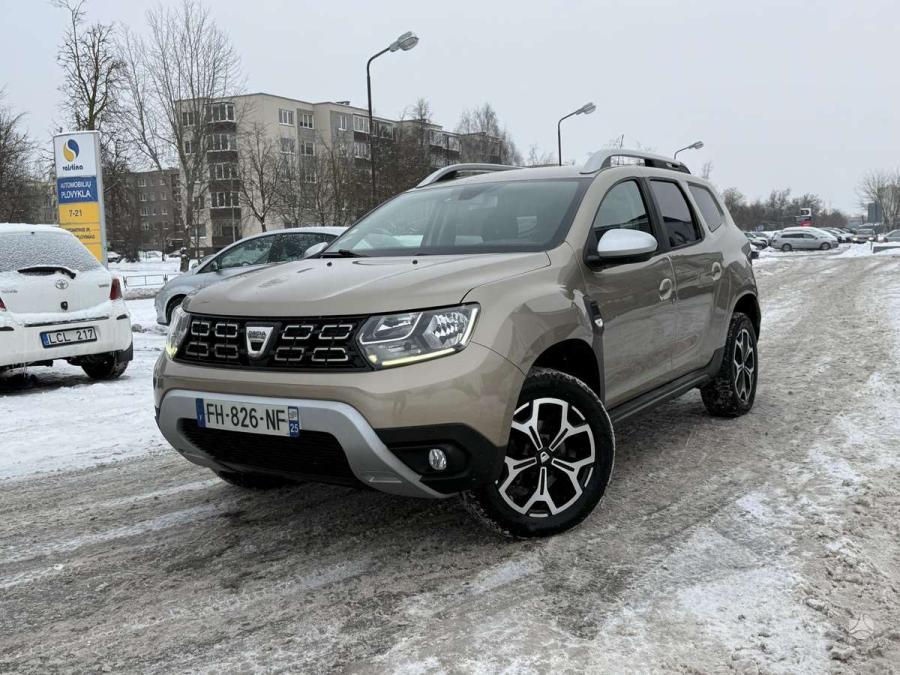Brown Dacia Duster 2019 in Panevezys, with an engine capacity of 1.50 L and mileage of 197 thousand km for 9990 €, photo 1 on AUTOMOTO.COM.LV