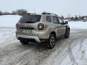 Brown Dacia Duster 2019 in Panevezys, with an engine capacity of 1.50 L and mileage of 197 thousand km for 9990 €, photo 8 on AUTOMOTO.COM.LV