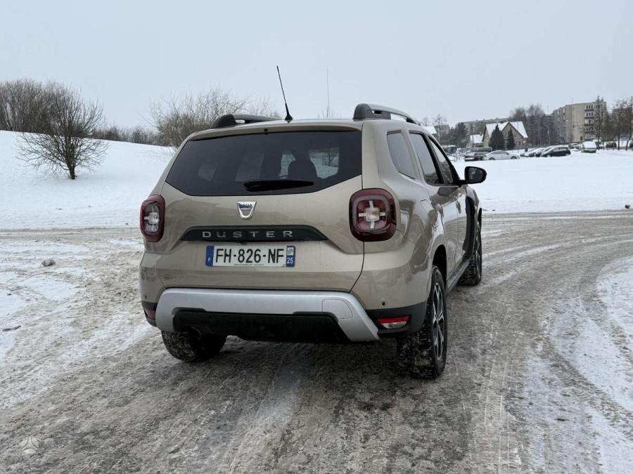 Brown Dacia Duster 2019 in Panevezys, with an engine capacity of 1.50 L and mileage of 197 thousand km for 9990 €, photo 10 on AUTOMOTO.COM.LV