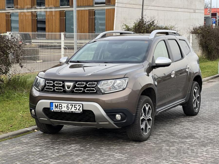 Brown Dacia Duster 2019 in Daugavpils, with an engine capacity of 1.60 L and mileage of 115 thousand km for 11500 €, photo 1 on AUTOMOTO.COM.LV