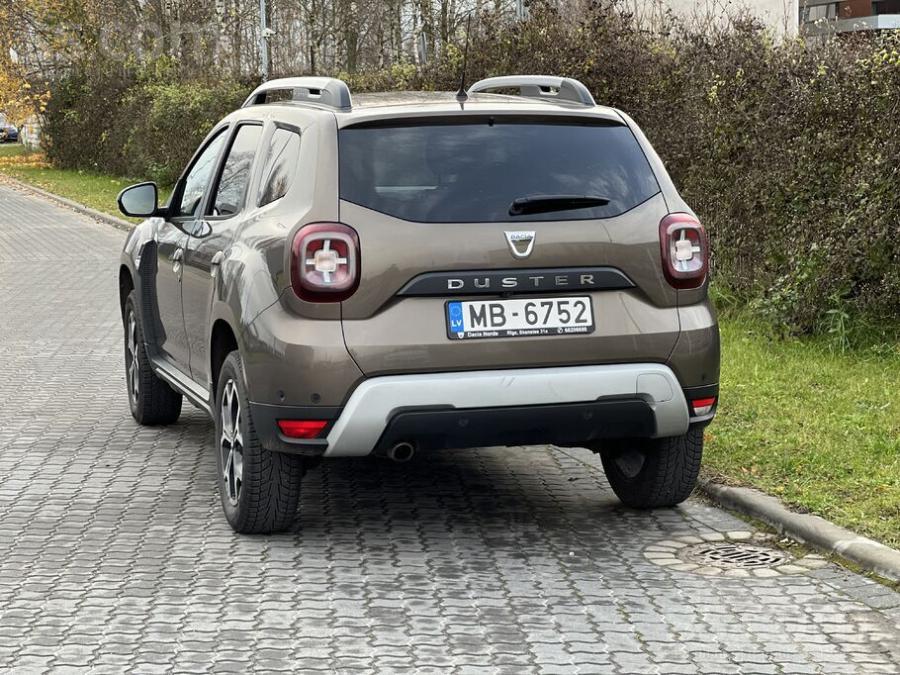 Brown Dacia Duster 2019 in Daugavpils, with an engine capacity of 1.60 L and mileage of 115 thousand km for 11500 €, photo 4 on AUTOMOTO.COM.LV