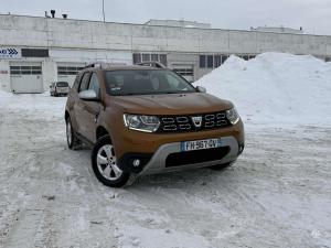 Brown Dacia Duster 2019 in Panevezys, with an engine capacity of 1.50 L and mileage of 156 thousand km for 10990 €, photo 2 on AUTOMOTO.COM.LV
