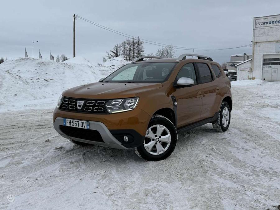 Brown Dacia Duster 2019 in Panevezys, with an engine capacity of 1.50 L and mileage of 156 thousand km for 10990 €, photo 3 on AUTOMOTO.COM.LV