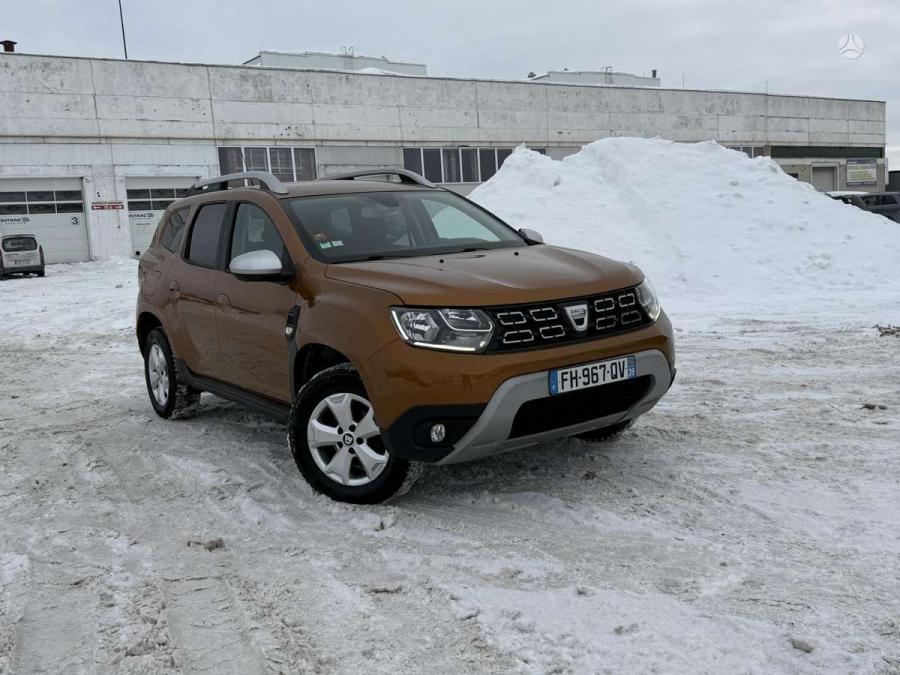 Brown Dacia Duster 2019 in Panevezys, with an engine capacity of 1.50 L and mileage of 156 thousand km for 10990 €, photo 6 on AUTOMOTO.COM.LV
