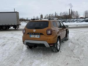 Brown Dacia Duster 2019 in Panevezys, with an engine capacity of 1.50 L and mileage of 156 thousand km for 10990 €, photo 8 on AUTOMOTO.COM.LV