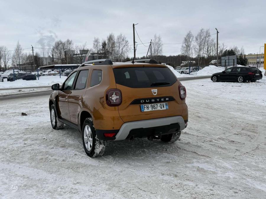 Brown Dacia Duster 2019 in Panevezys, with an engine capacity of 1.50 L and mileage of 156 thousand km for 10990 €, photo 11 on AUTOMOTO.COM.LV