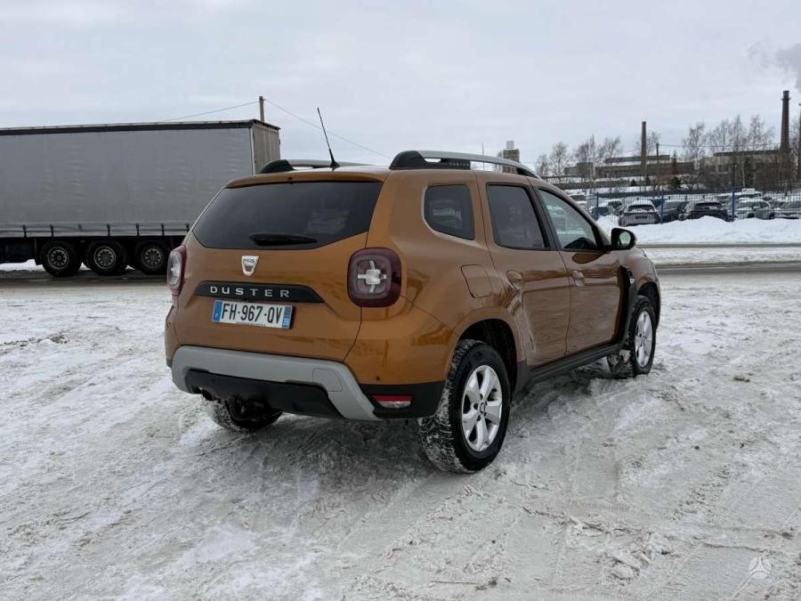 Brown Dacia Duster 2019 in Panevezys, with an engine capacity of 1.50 L and mileage of 156 thousand km for 10990 €, photo 12 on AUTOMOTO.COM.LV