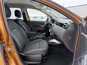 Brown Dacia Duster 2019 in Panevezys, with an engine capacity of 1.50 L and mileage of 156 thousand km for 10990 €, photo 13 on AUTOMOTO.COM.LV