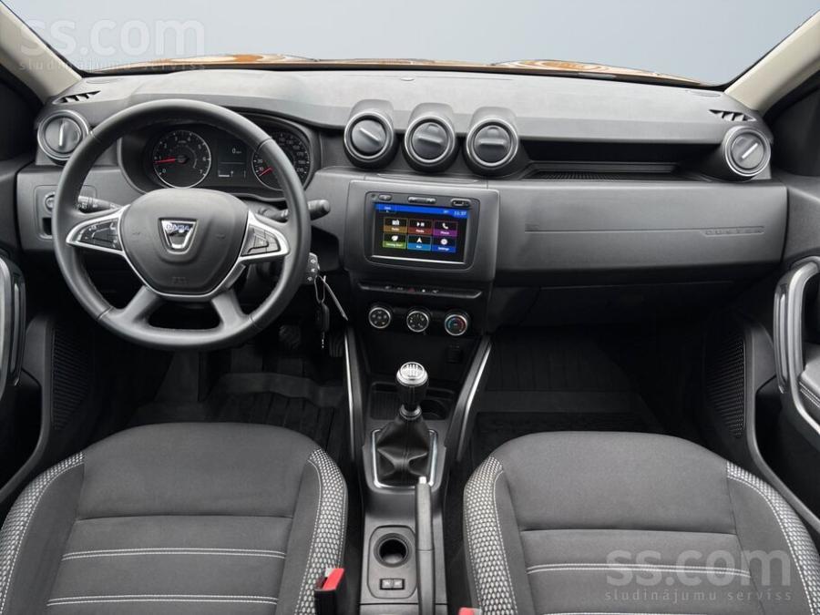Brown Dacia Duster 2019 in Riga, with an engine capacity of 1.30 L and mileage of 40 thousand km for 11740 €, photo 11 on AUTOMOTO.COM.LV