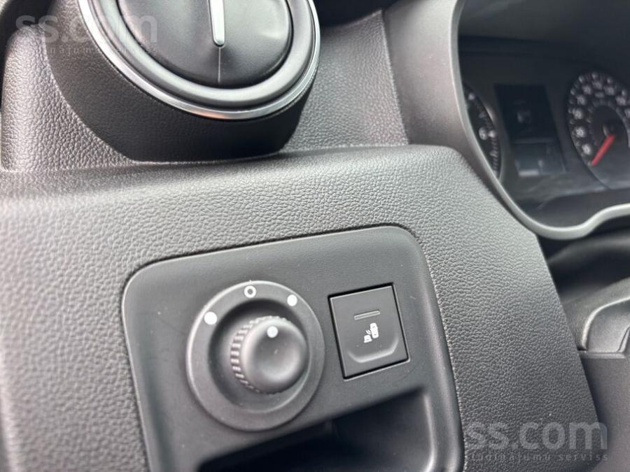 Brown Dacia Duster 2019 in Riga, with an engine capacity of 1.30 L and mileage of 40 thousand km for 11740 €, photo 21 on AUTOMOTO.COM.LV