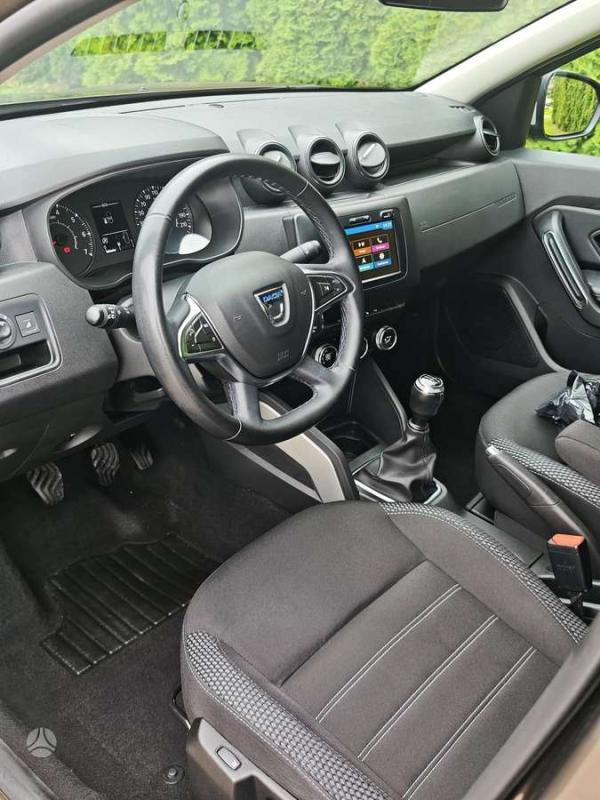 Brūns Dacia Duster 2019 Marijampole, ar dzinēja tilpumu 1.60 L un nobraukumu 55 tūkst. km par 9300 €, foto 10 vietnē AUTOMOTO.COM.LV