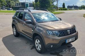 Brown Dacia Duster 2020 in Riga, with an engine capacity of 1.00 L and mileage of 75 thousand km for 10300 €, photo 4 on AUTOMOTO.COM.LV