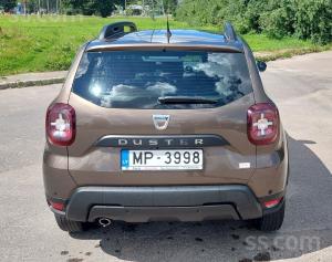 Brown Dacia Duster 2020 in Riga, with an engine capacity of 1.00 L and mileage of 75 thousand km for 10300 €, photo 6 on AUTOMOTO.COM.LV