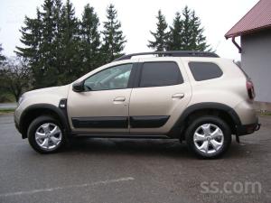 Brown Dacia Duster 2021 in Riga, with an engine capacity of 1.00 L and mileage of 0 thousand km for 9950 €, photo 4 on AUTOMOTO.COM.LV