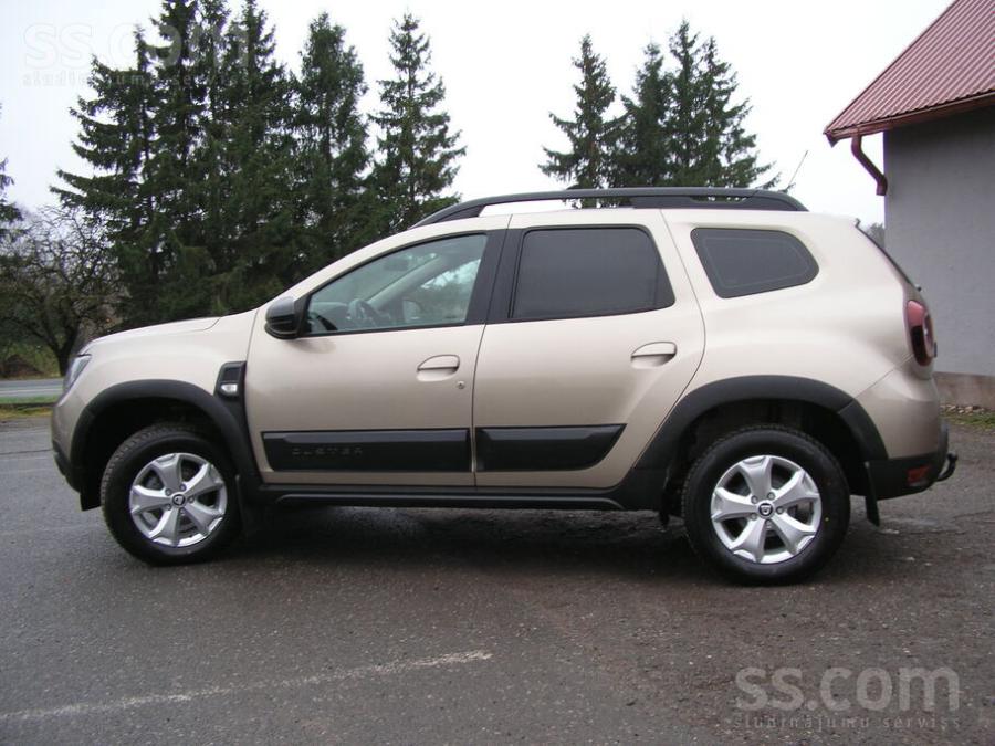 Brown Dacia Duster 2021 in Riga, with an engine capacity of 1.00 L and mileage of 0 thousand km for 9950 €, photo 4 on AUTOMOTO.COM.LV