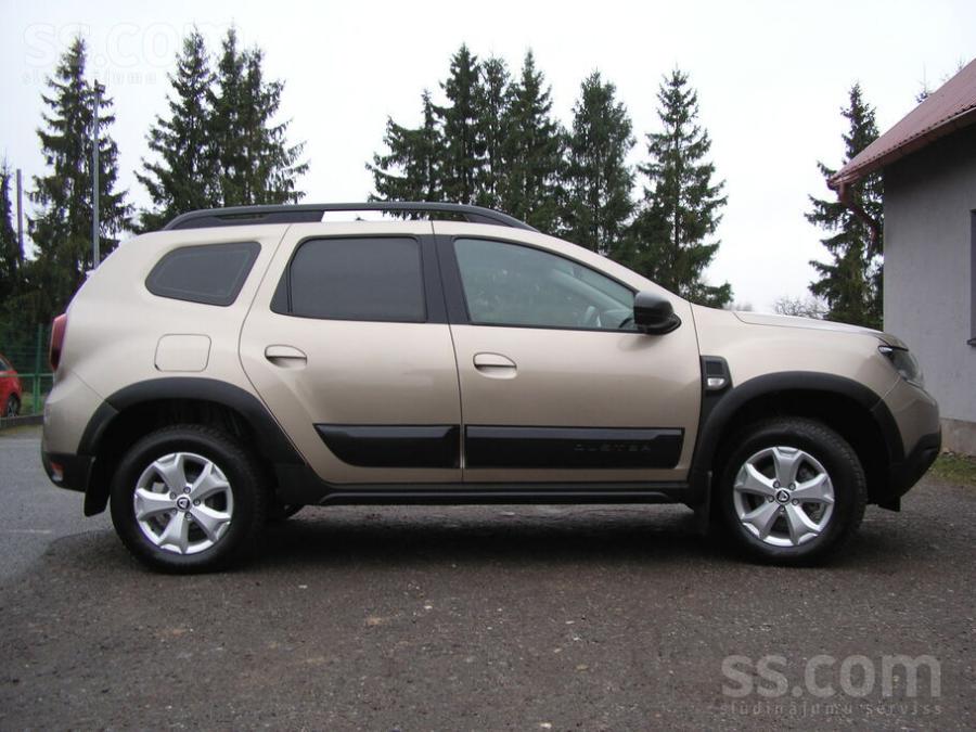 Brown Dacia Duster 2021 in Riga, with an engine capacity of 1.00 L and mileage of 0 thousand km for 9950 €, photo 7 on AUTOMOTO.COM.LV