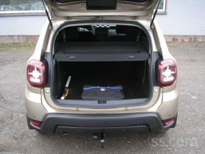 Brown Dacia Duster 2021 in Riga, with an engine capacity of 1.00 L and mileage of 0 thousand km for 9950 €, photo 18 on AUTOMOTO.COM.LV