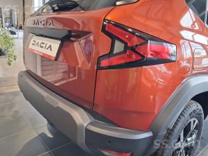 Brūns Dacia Duster 2026 Liepāja, ar dzinēja tilpumu 1.20 L un nobraukumu 0 tūkst. km par 24990 €, foto 24 vietnē AUTOMOTO.COM.LV