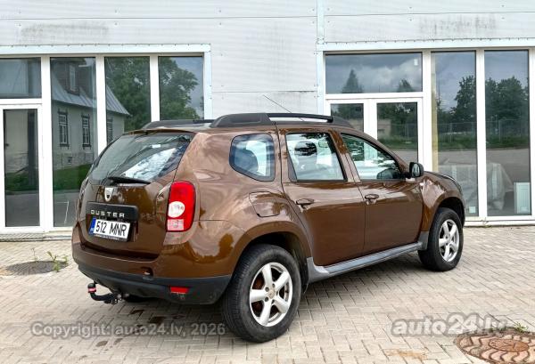 Brown Dacia Duster 2011 in Tartu, with an engine capacity of 1.60 L and mileage of 180 thousand km for 3999 €, photo 4 on AUTOMOTO.COM.LV