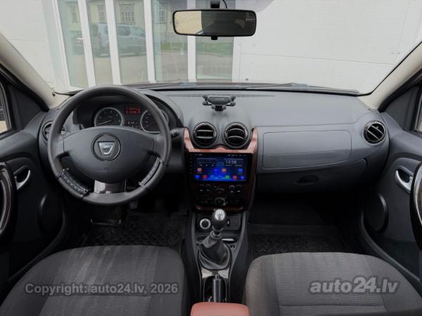 Brown Dacia Duster 2011 in Tartu, with an engine capacity of 1.60 L and mileage of 180 thousand km for 3999 €, photo 7 on AUTOMOTO.COM.LV