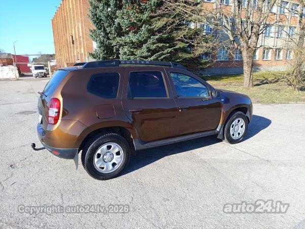 Brūns Dacia Duster 2014 Tallina, ar dzinēja tilpumu 1.50 L un nobraukumu 187 tūkst. km par 5500 €, foto 4 vietnē AUTOMOTO.COM.LV