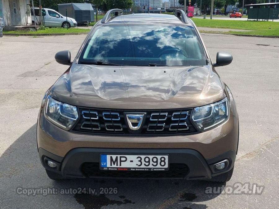 Brown Dacia Duster 2020 in Riga, with an engine capacity of 1.00 L and mileage of 75 thousand km for 10290 €, photo 3 on AUTOMOTO.COM.LV