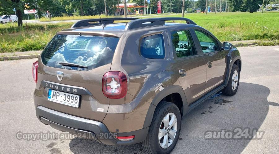 Brown Dacia Duster 2020 in Riga, with an engine capacity of 1.00 L and mileage of 75 thousand km for 10290 €, photo 5 on AUTOMOTO.COM.LV