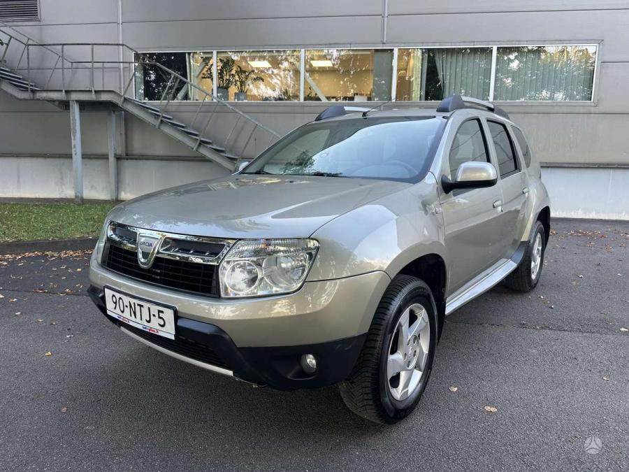Dacia Duster 2010 in Alytus, with an engine capacity of 1.60 L and mileage of 185 thousand km for 4700 €, photo 1 on AUTOMOTO.COM.LV