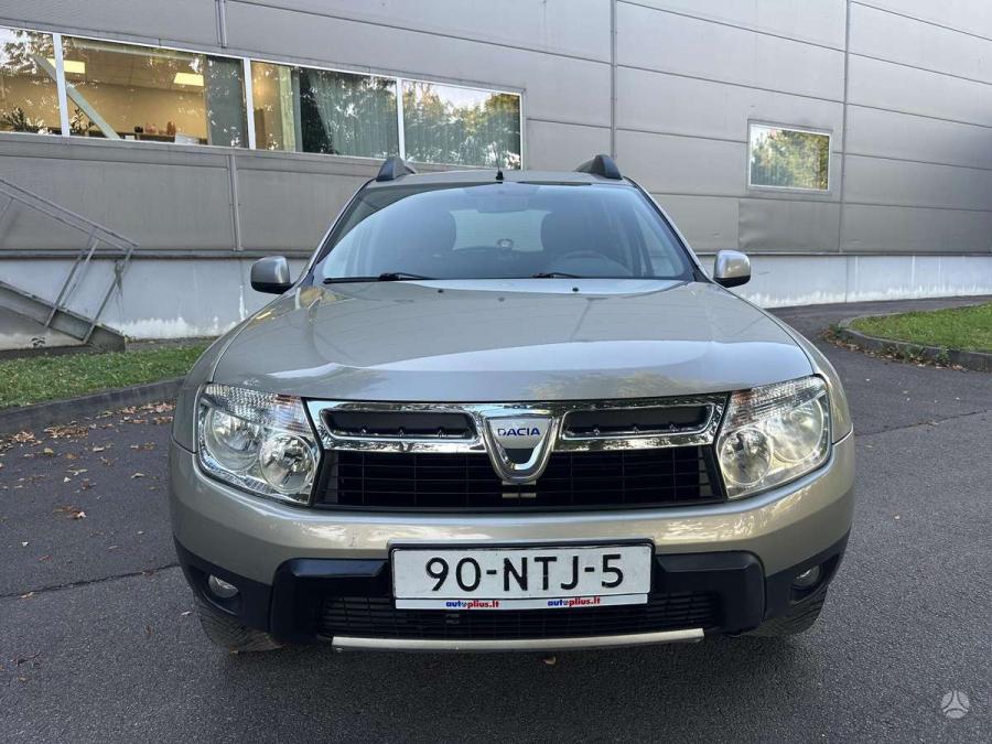Dacia Duster 2010 in Alytus, with an engine capacity of 1.60 L and mileage of 185 thousand km for 4700 €, photo 3 on AUTOMOTO.COM.LV