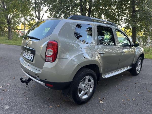 Dacia Duster 2010 in Alytus, with an engine capacity of 1.60 L and mileage of 185 thousand km for 4700 €, photo 6 on AUTOMOTO.COM.LV
