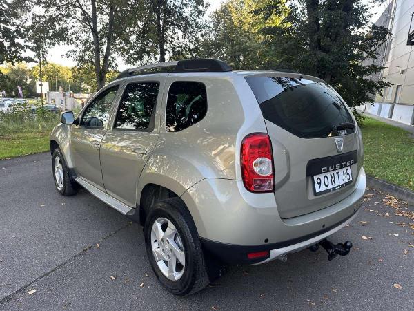 Dacia Duster 2010 in Alytus, with an engine capacity of 1.60 L and mileage of 185 thousand km for 4700 €, photo 8 on AUTOMOTO.COM.LV