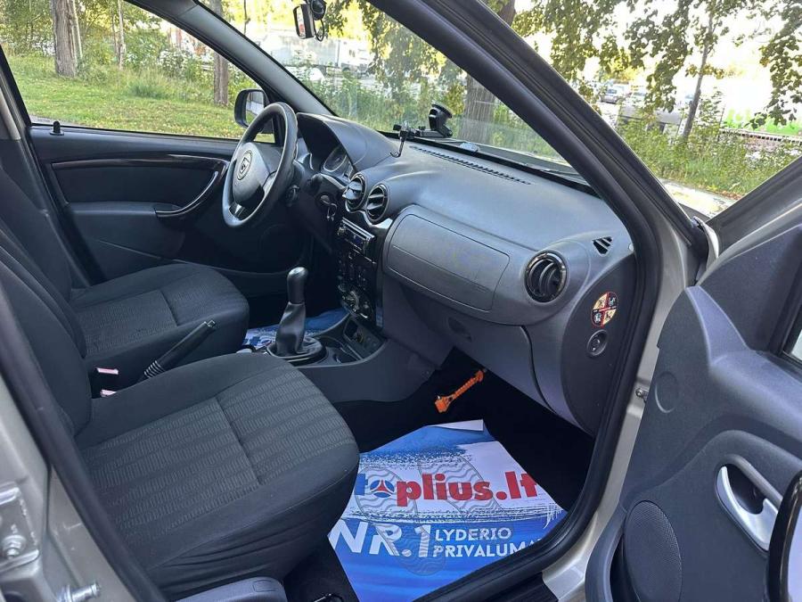 Dacia Duster 2010 in Alytus, with an engine capacity of 1.60 L and mileage of 185 thousand km for 4700 €, photo 14 on AUTOMOTO.COM.LV