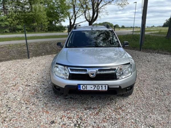 Dacia Duster 2011 Cēsis, ar dzinēja tilpumu 1.50 L un nobraukumu 0 tūkst. km par 5900 €, foto 2 vietnē AUTOMOTO.COM.LV