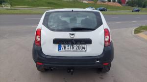 Dacia Duster 2013 in Kaunas, with an engine capacity of 1.60 L and mileage of 181 thousand km for 3300 €, photo 9 on AUTOMOTO.COM.LV